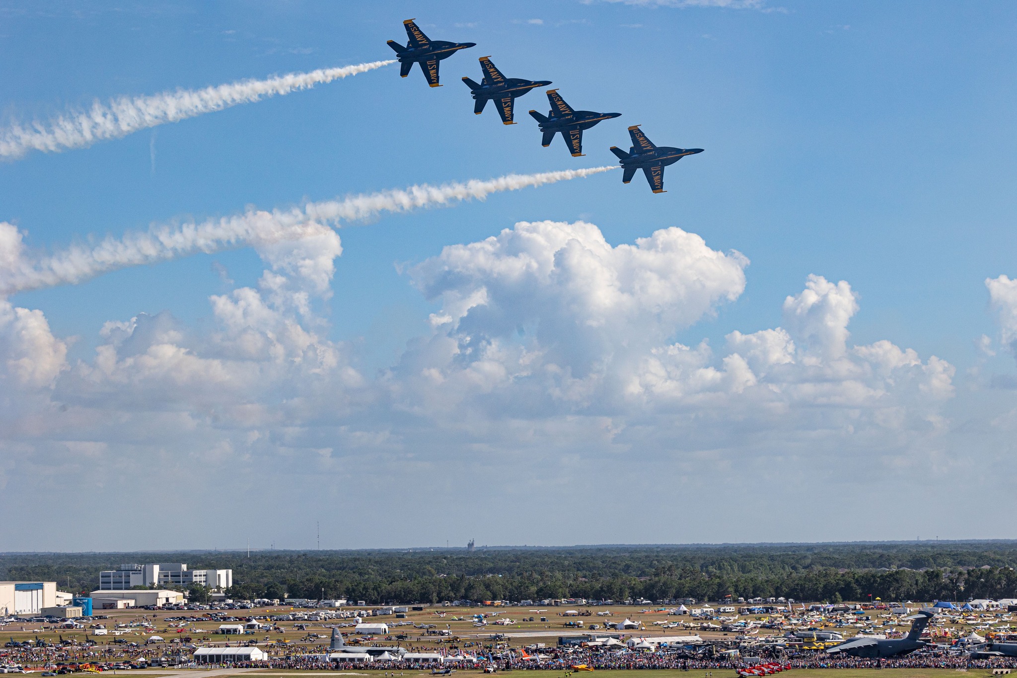 SUN 'n FUN 2025 Features Blue Angels -Draws Aviation Enthusiasts from ...
