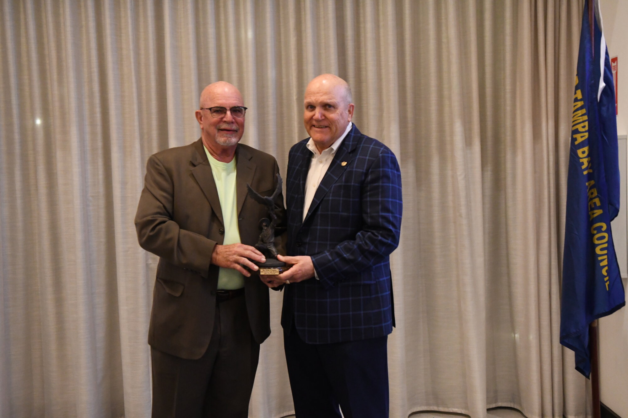 The Ruthvens CEO and Chairman Greg Ruthven Receives Soaring Eagle Award ...
